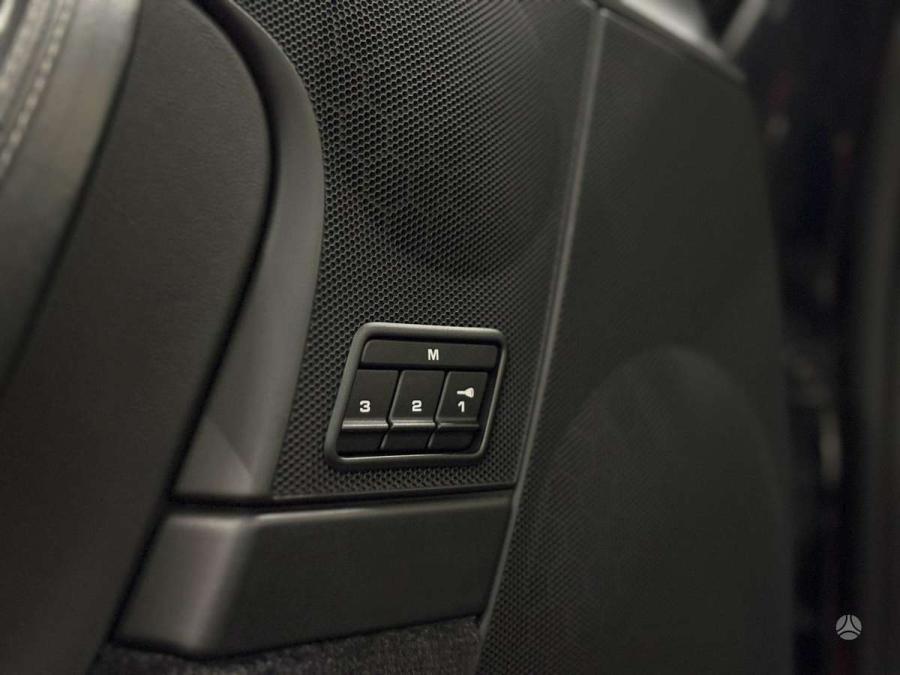 Black Porsche 911 2008 in Vilnius, with an engine capacity of 3.60 L and mileage of 93 thousand km for 72490 €, photo 14 on AUTOMOTO.COM.LV