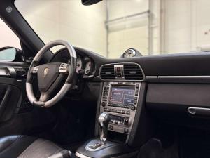 Black Porsche 911 2008 in Vilnius, with an engine capacity of 3.60 L and mileage of 93 thousand km for 72490 €, photo 20 on AUTOMOTO.COM.LV