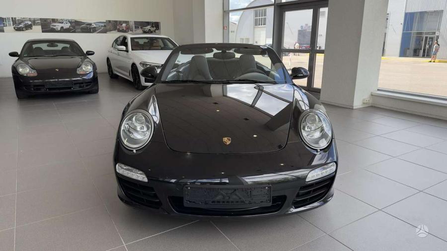 Melns Porsche 911 2009 Marijampole, ar dzinēja tilpumu 3.61 L un nobraukumu 206 tūkst. km par 39999 €, foto 14 vietnē AUTOMOTO.COM.LV