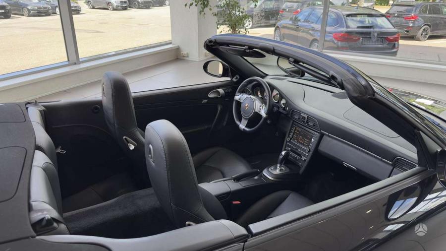 Melns Porsche 911 2009 Marijampole, ar dzinēja tilpumu 3.61 L un nobraukumu 206 tūkst. km par 39999 €, foto 22 vietnē AUTOMOTO.COM.LV