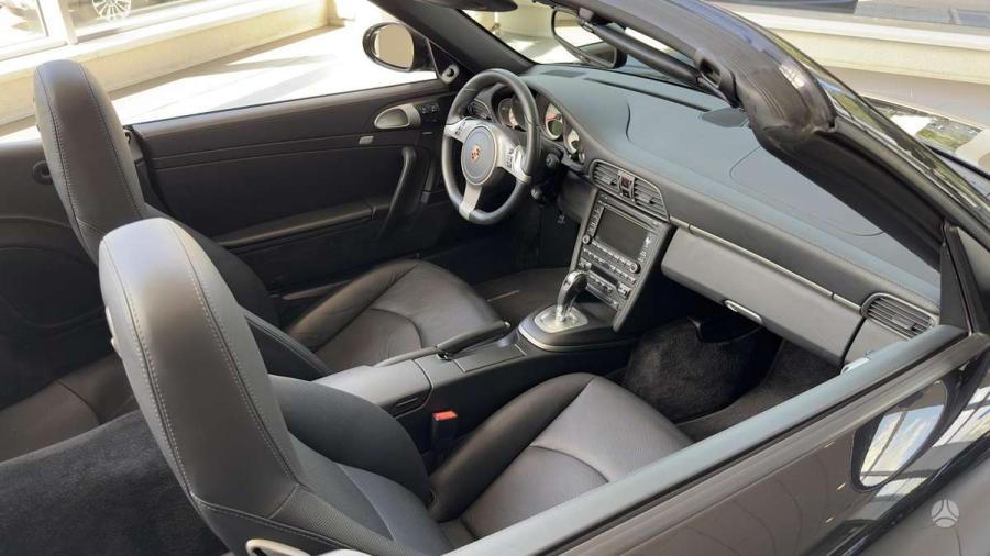 Melns Porsche 911 2009 Marijampole, ar dzinēja tilpumu 3.61 L un nobraukumu 206 tūkst. km par 39999 €, foto 28 vietnē AUTOMOTO.COM.LV
