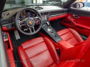 Black Porsche 911 2014 in Tallinn, with an engine capacity of 3.80 L and mileage of 85 thousand km for 119900 €, photo 14 on AUTOMOTO.COM.LV