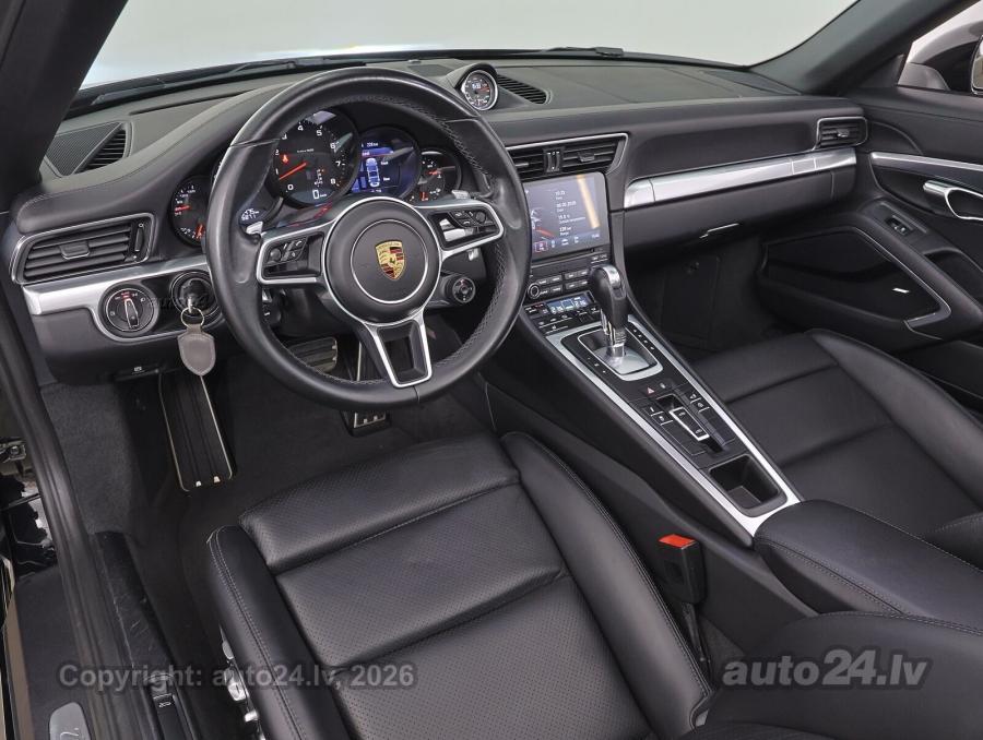 Melns Porsche 911 2016 Tallina, ar dzinēja tilpumu 3.00 L un nobraukumu 86 tūkst. km par 109000 €, foto 15 vietnē AUTOMOTO.COM.LV