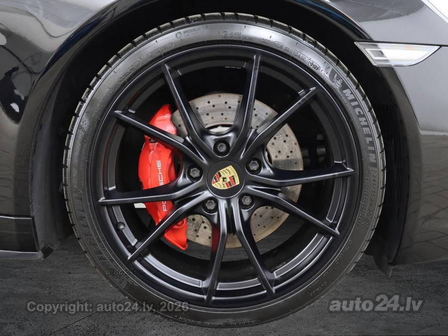 Melns Porsche 911 2016 Tallina, ar dzinēja tilpumu 3.00 L un nobraukumu 86 tūkst. km par 109000 €, foto 21 vietnē AUTOMOTO.COM.LV