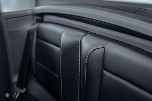 Black Porsche 911 2016 in Vilnius, with an engine capacity of 3.80 L and mileage of 125 thousand km for 109999 €, photo 38 on AUTOMOTO.COM.LV
