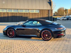 Melns Porsche 911 2020 Kauņa, ar dzinēja tilpumu 2.98 L un nobraukumu 6 tūkst. km par 99000 €, foto 5 vietnē AUTOMOTO.COM.LV
