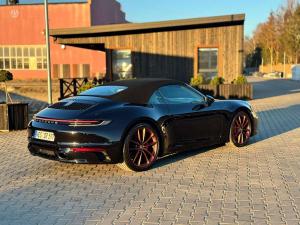 Melns Porsche 911 2020 Kauņa, ar dzinēja tilpumu 2.98 L un nobraukumu 6 tūkst. km par 99000 €, foto 6 vietnē AUTOMOTO.COM.LV