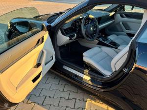 Melns Porsche 911 2020 Kauņa, ar dzinēja tilpumu 2.98 L un nobraukumu 6 tūkst. km par 99000 €, foto 8 vietnē AUTOMOTO.COM.LV