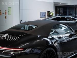 Черный Порше 911 2023 в Рига, объемом двигателя 3.00 л и пробегом 52 тыс. км за 150000 €, фото 11 на AUTOMOTO.COM.LV