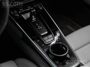 Черный Порше 911 2023 в Рига, объемом двигателя 3.00 л и пробегом 52 тыс. км за 150000 €, фото 36 на AUTOMOTO.COM.LV