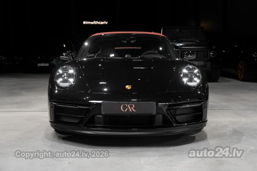 Melns Porsche 911 2024 Rīga, ar dzinēja tilpumu 3.00 L un nobraukumu 4 tūkst. km par 169000 €, foto 3 vietnē AUTOMOTO.COM.LV