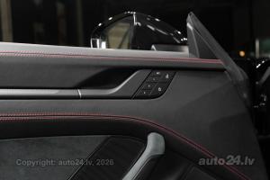 Melns Porsche 911 2024 Rīga, ar dzinēja tilpumu 3.00 L un nobraukumu 4 tūkst. km par 169000 €, foto 15 vietnē AUTOMOTO.COM.LV