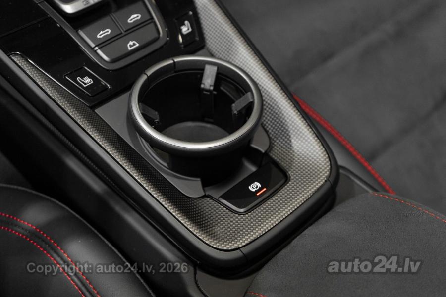 Черный Порше 911 2024 в Рига, объемом двигателя 3.00 л и пробегом 4 тыс. км за 169000 €, фото 30 на AUTOMOTO.COM.LV