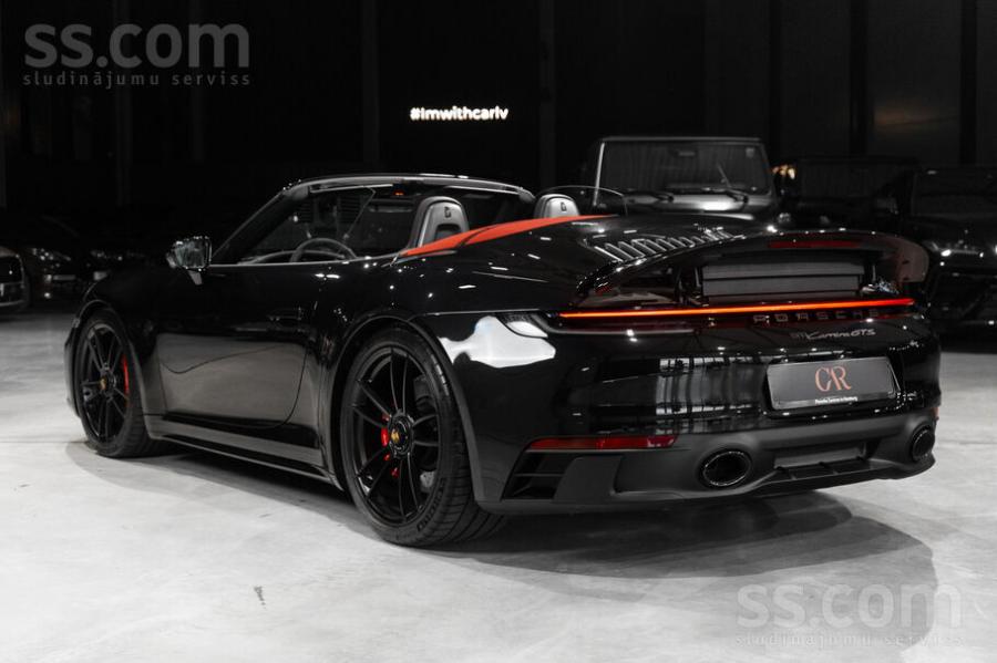 Melns Porsche 911 2024 Rīga, ar dzinēja tilpumu 3.00 L un nobraukumu 4 tūkst. km par 169000 €, foto 7 vietnē AUTOMOTO.COM.LV