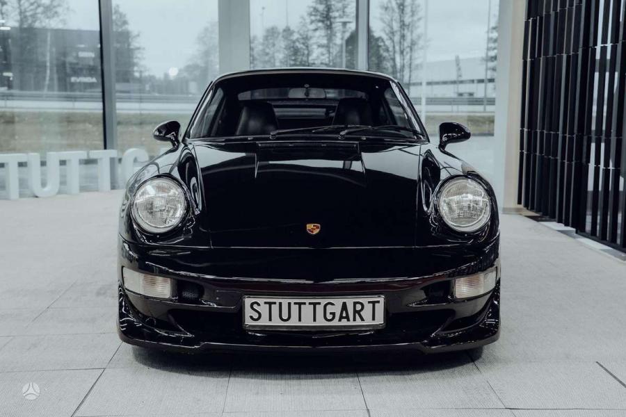 Black Porsche 911 1991 in Riga, with an engine capacity of 3.60 L and mileage of 92 thousand km for 95000 €, photo 3 on AUTOMOTO.COM.LV
