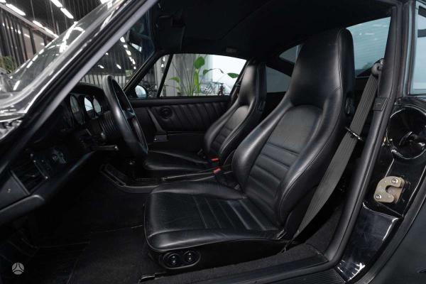 Black Porsche 911 1991 in Riga, with an engine capacity of 3.60 L and mileage of 92 thousand km for 95000 €, photo 10 on AUTOMOTO.COM.LV