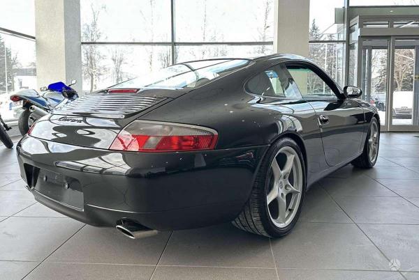 Black Porsche 911 1999 in Marijampole, with an engine capacity of 3.39 L and mileage of 106 thousand km for 29999 €, photo 5 on AUTOMOTO.COM.LV