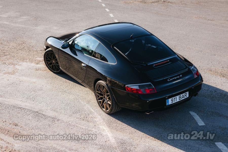 Melns Porsche 911 1999 Tallina, ar dzinēja tilpumu 3.40 L un nobraukumu 262 tūkst. km par 28500 €, foto 3 vietnē AUTOMOTO.COM.LV