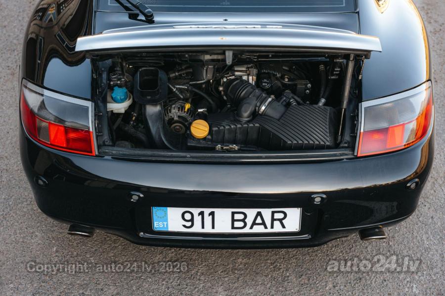 Melns Porsche 911 1999 Tallina, ar dzinēja tilpumu 3.40 L un nobraukumu 262 tūkst. km par 28500 €, foto 12 vietnē AUTOMOTO.COM.LV