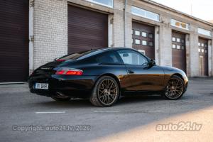 Melns Porsche 911 1999 Tallina, ar dzinēja tilpumu 3.40 L un nobraukumu 262 tūkst. km par 28500 €, foto 16 vietnē AUTOMOTO.COM.LV