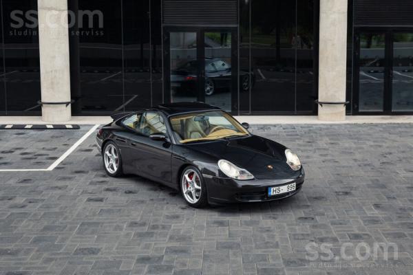Black Porsche 911 2000 in Riga, with an engine capacity of 3.40 L and mileage of 90 thousand km for 36999 €, photo 6 on AUTOMOTO.COM.LV