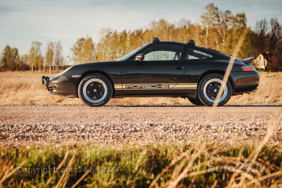 Melns Porsche 911 2000 Tartu, ar dzinēja tilpumu 3.40 L un nobraukumu 237 tūkst. km par 37999 €, foto 12 vietnē AUTOMOTO.COM.LV