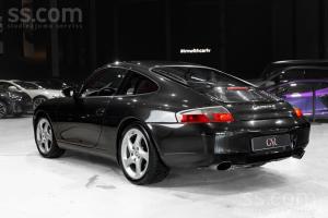 Melns Porsche 911 2000 Rīga, ar dzinēja tilpumu 3.40 L un nobraukumu 180 tūkst. km par 27000 €, foto 7 vietnē AUTOMOTO.COM.LV