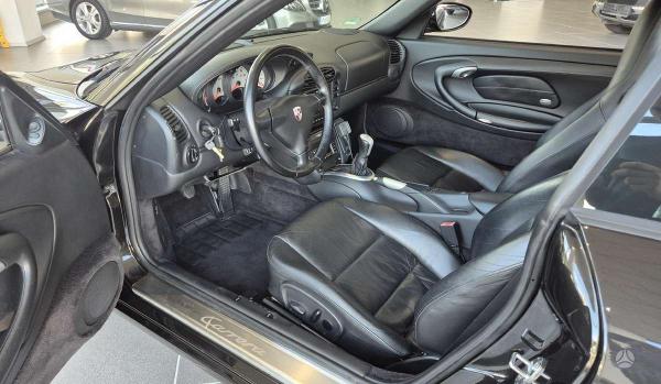 Black Porsche 911 2001 in Marijampole, with an engine capacity of 3.39 L and mileage of 206 thousand km for 24999 €, photo 11 on AUTOMOTO.COM.LV