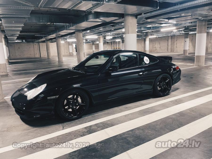 Черный Порше 911 2002 в Таллин, объемом двигателя 3.60 л и пробегом 235 тыс. км за 33000 €, фото 1 на AUTOMOTO.COM.LV