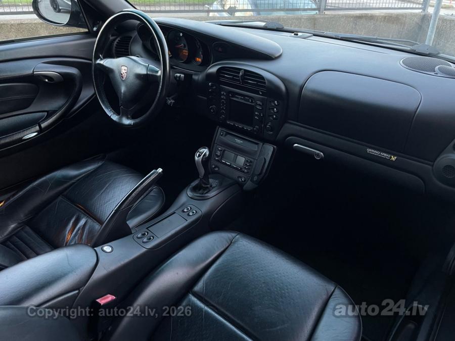 Черный Порше 911 2002 в Таллин, объемом двигателя 3.60 л и пробегом 236 тыс. км за 25990 €, фото 11 на AUTOMOTO.COM.LV