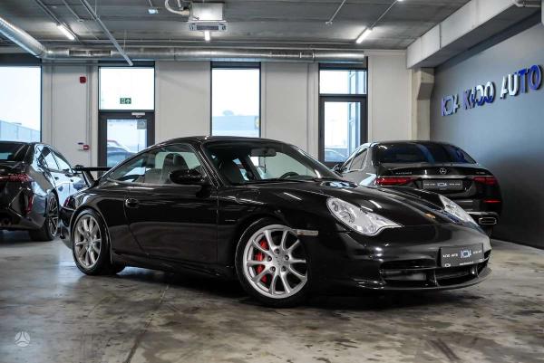 Black Porsche 911 2004 in Kaunas, with an engine capacity of 3.60 L and mileage of 81 thousand km for 77750 €, photo 1 on AUTOMOTO.COM.LV