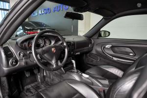 Black Porsche 911 2004 in Kaunas, with an engine capacity of 3.60 L and mileage of 81 thousand km for 77750 €, photo 21 on AUTOMOTO.COM.LV