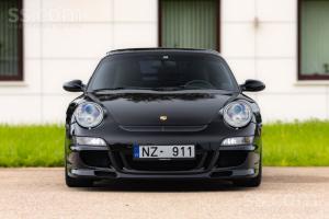 Black Porsche 911 2004 in Jelgava, with an engine capacity of 3.60 L and mileage of 140 thousand km for 35022 €, photo 4 on AUTOMOTO.COM.LV