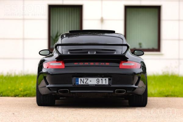 Melns Porsche 911 2004 Jelgava, ar dzinēja tilpumu 3.60 L un nobraukumu 140 tūkst. km par 30000 €, foto 4 vietnē AUTOMOTO.COM.LV