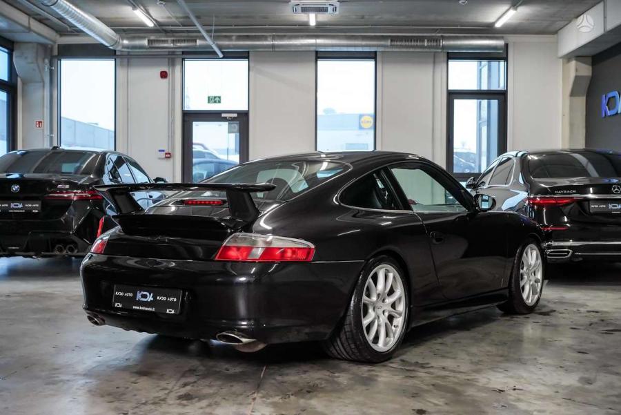 Черный Порше 911 2004 в Каунас, объемом двигателя 3.60 л и пробегом 81 тыс. км за 84450 €, фото 15 на AUTOMOTO.COM.LV