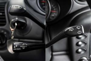 Черный Порше 911 2004 в Каунас, объемом двигателя 3.60 л и пробегом 81 тыс. км за 84450 €, фото 24 на AUTOMOTO.COM.LV