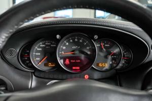 Черный Порше 911 2004 в Каунас, объемом двигателя 3.60 л и пробегом 81 тыс. км за 84450 €, фото 25 на AUTOMOTO.COM.LV
