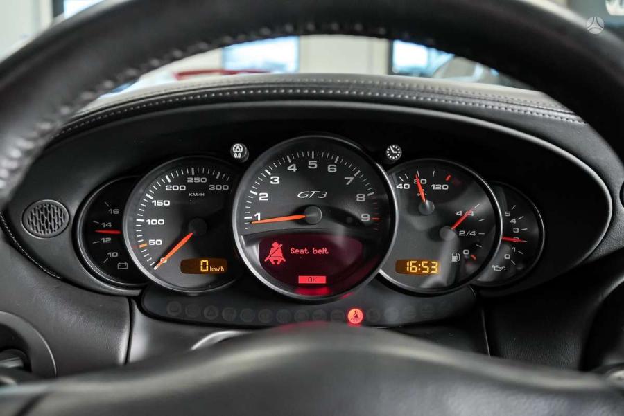 Черный Порше 911 2004 в Каунас, объемом двигателя 3.60 л и пробегом 81 тыс. км за 84450 €, фото 25 на AUTOMOTO.COM.LV