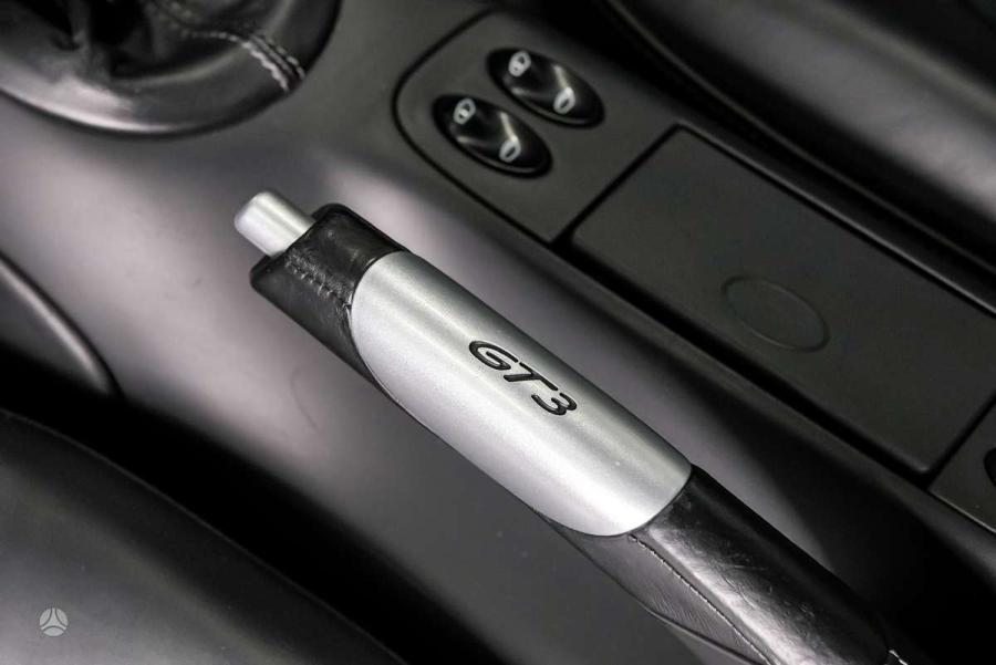Черный Порше 911 2004 в Каунас, объемом двигателя 3.60 л и пробегом 81 тыс. км за 84450 €, фото 28 на AUTOMOTO.COM.LV