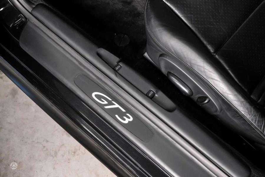 Черный Порше 911 2004 в Каунас, объемом двигателя 3.60 л и пробегом 81 тыс. км за 84450 €, фото 32 на AUTOMOTO.COM.LV