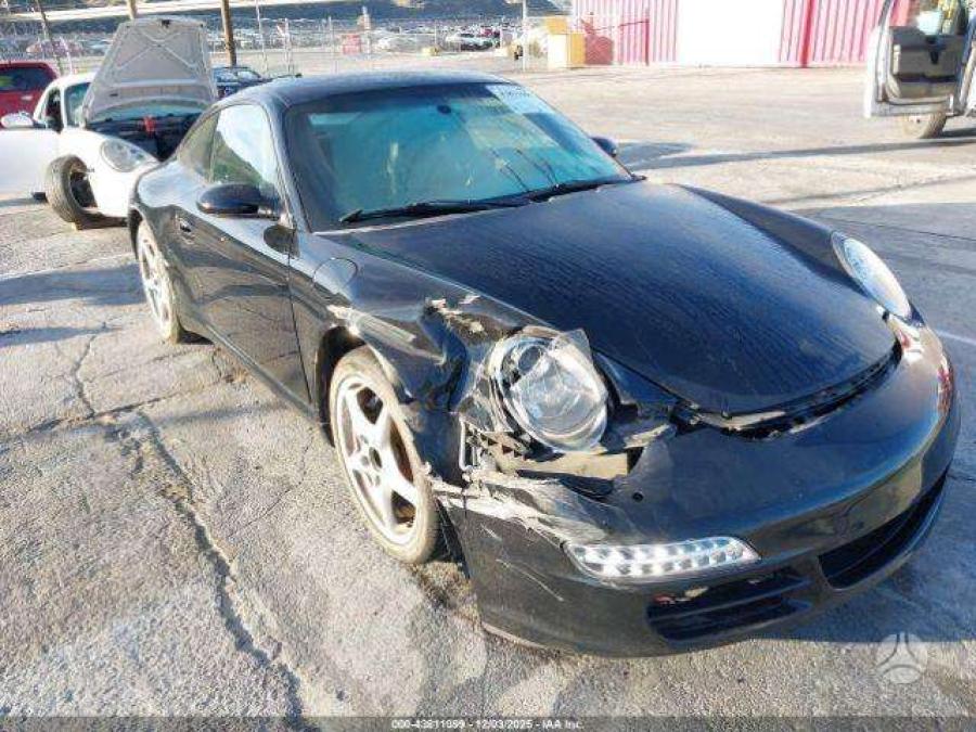 Black Porsche 911 2005 in Klaipeda, with an engine capacity of 3.60 L and mileage of 223 thousand km for 11000 €, photo 6 on AUTOMOTO.COM.LV