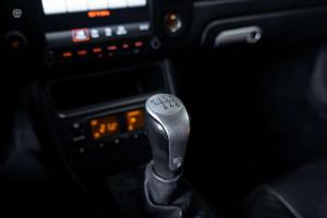Melns Porsche 911 2005 Viļņa, ar dzinēja tilpumu 3.60 L un nobraukumu 115 tūkst. km par 37000 €, foto 27 vietnē AUTOMOTO.COM.LV