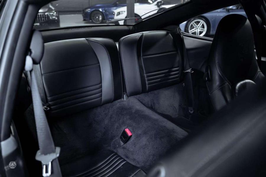 Melns Porsche 911 2005 Viļņa, ar dzinēja tilpumu 3.60 L un nobraukumu 115 tūkst. km par 37000 €, foto 29 vietnē AUTOMOTO.COM.LV
