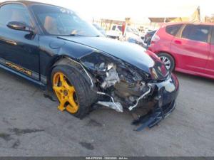 Black Porsche 911 2006 in Klaipeda, with an engine capacity of 3.60 L and mileage of 114 thousand km for 10500 €, photo 6 on AUTOMOTO.COM.LV