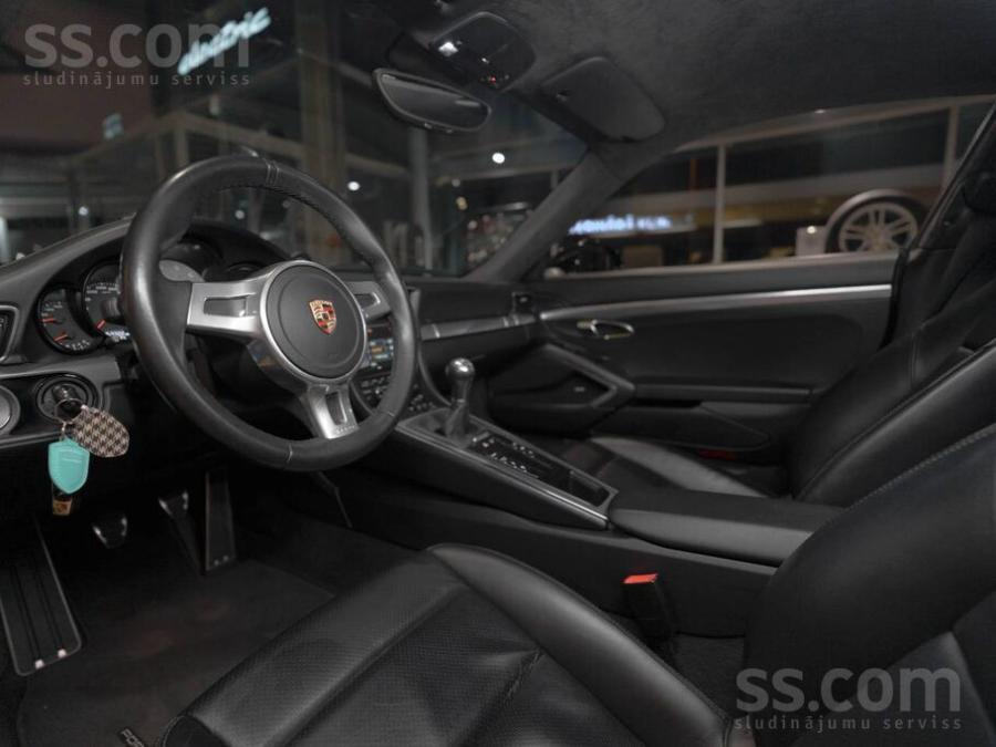 Melns Porsche 911 2012 Rīga, ar dzinēja tilpumu 3.80 L un nobraukumu 145 tūkst. km par 59900 €, foto 18 vietnē AUTOMOTO.COM.LV