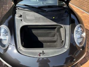 Black Porsche 911 2013 in Alytus, with an engine capacity of 3.80 L and mileage of 59 thousand km for 59290 €, photo 27 on AUTOMOTO.COM.LV
