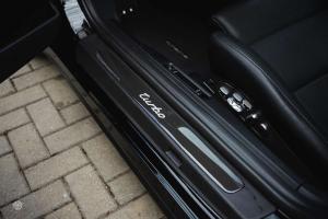 Black Porsche 911 2017 in Kaunas, with an engine capacity of 3.80 L and mileage of 20 thousand km for 116000 €, photo 19 on AUTOMOTO.COM.LV