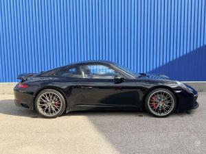Black Porsche 911 2017 in Kaunas, with an engine capacity of 2.98 L and mileage of 87 thousand km for 84911 €, photo 8 on AUTOMOTO.COM.LV
