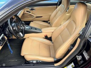 Black Porsche 911 2017 in Kaunas, with an engine capacity of 2.98 L and mileage of 87 thousand km for 84911 €, photo 20 on AUTOMOTO.COM.LV