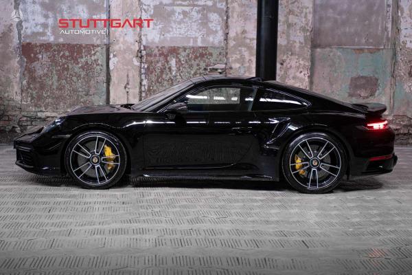 Black Porsche 911 2023 in Kaunas, with an engine capacity of 3.75 L and mileage of 13 thousand km for 205000 €, photo 6 on AUTOMOTO.COM.LV